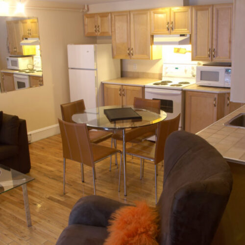 Bed and Breakfast Accommodations St. John's - Leaside Manor