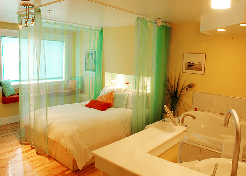 Bed and Breakfast Accommodations St. John's - Leaside Manor